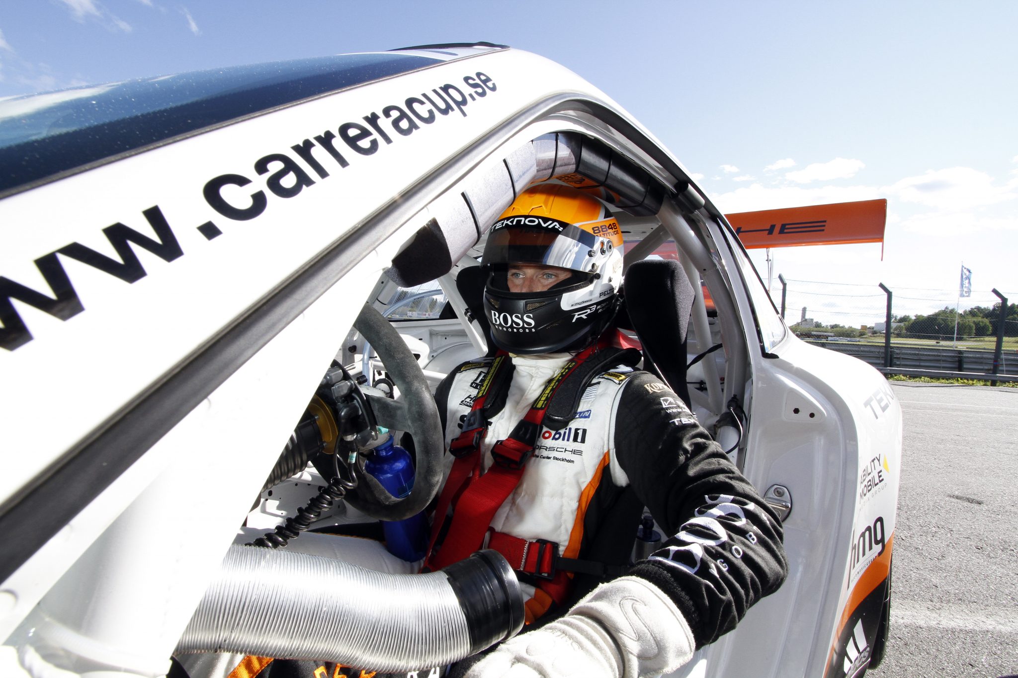 Porsche Carrera Cup Scandinavia - Jämnhet på toppnivå och iskalla ...